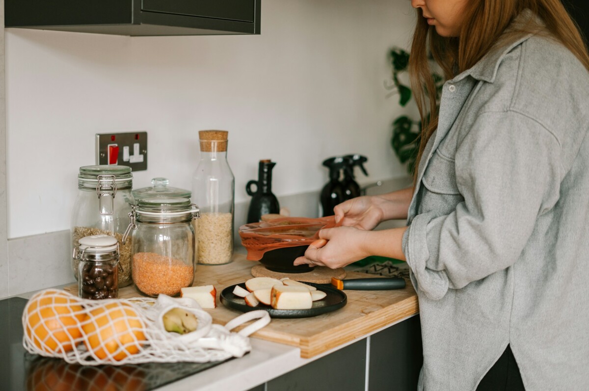 Slow & Steady Weight Loss Day 8: Slim Your Spaces • Simple Nourished Living
