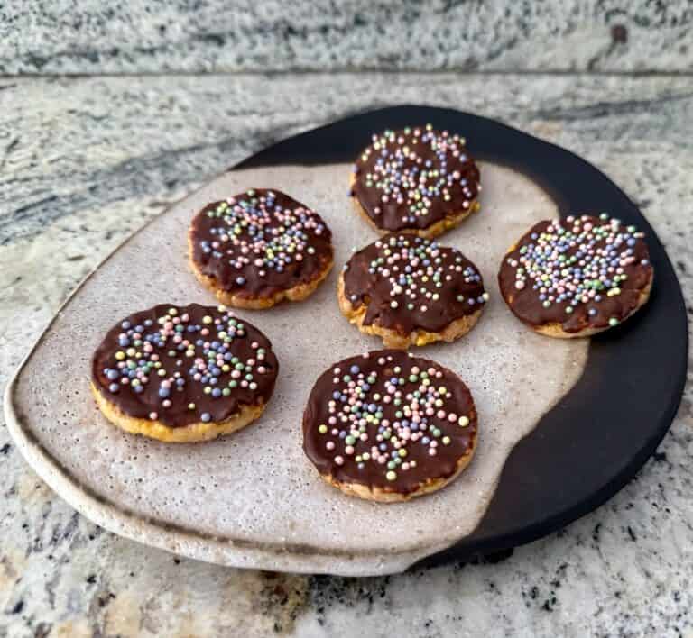 Chocolate-Dipped Caramel Rice Crisps | Simple Nourished Living